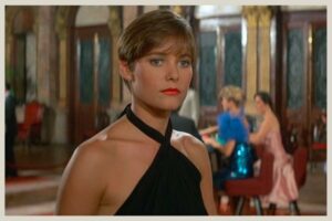 Carey Lowell - Biographies - Bond Scenes